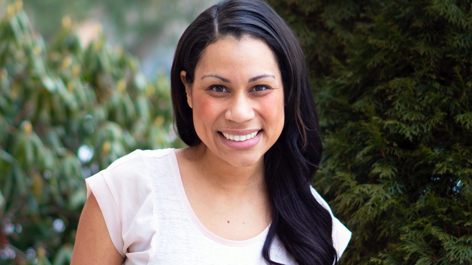 Heather Thompson Day talks writing life and faith – Adventist Record