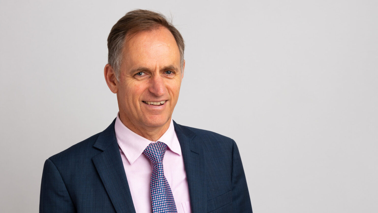 Townend returned as SPD president – Adventist Record